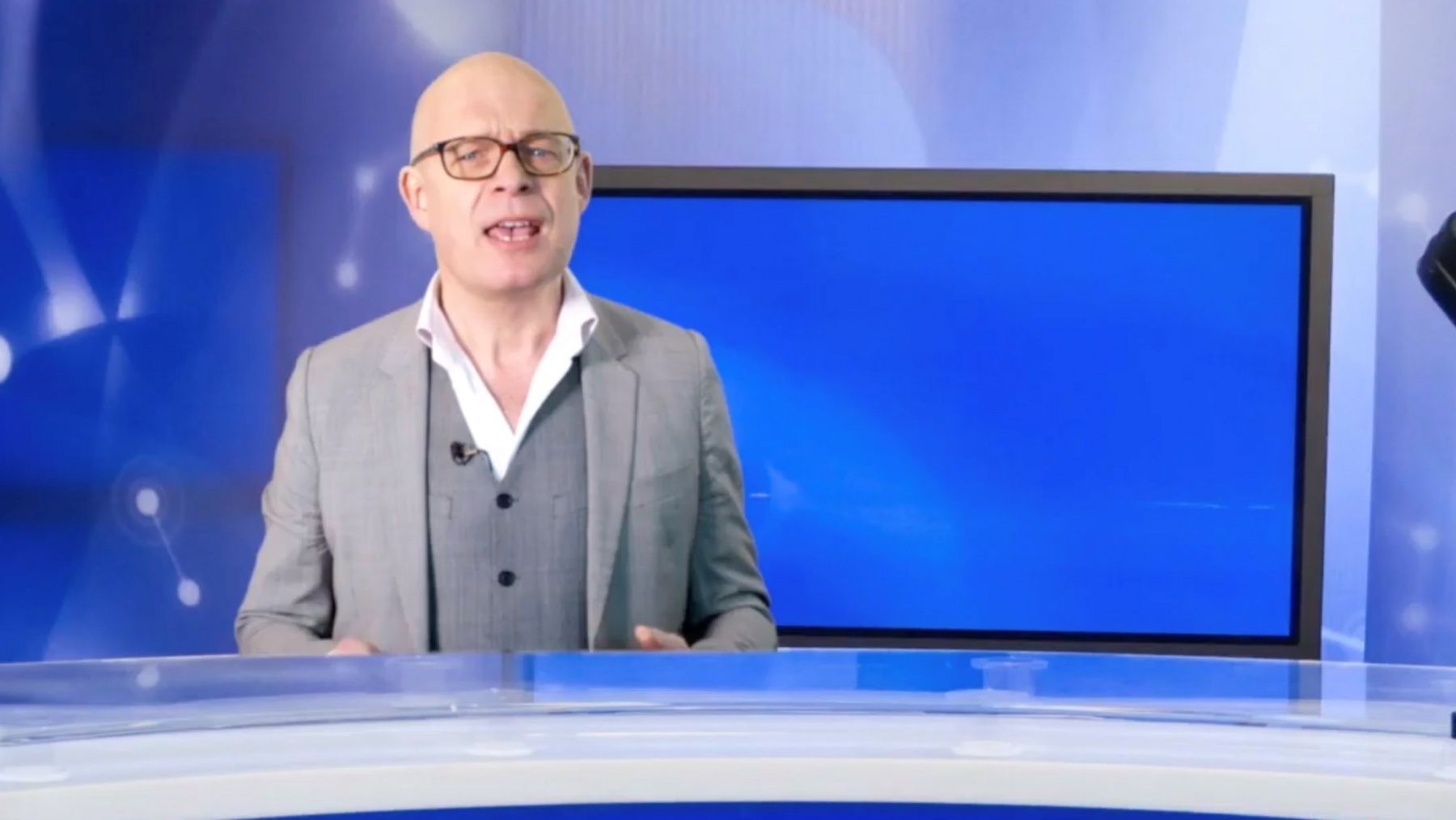 Do You Think Like a TV Presenter? | Stand up & deliver